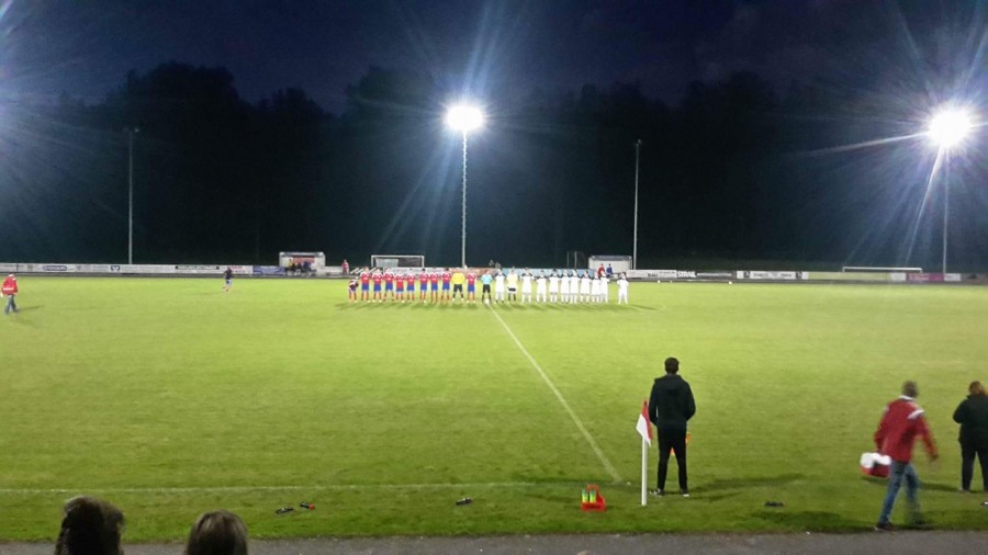 Fußball: Nach Durststrecke überzeugender Heimsieg – Trauerminute für ...